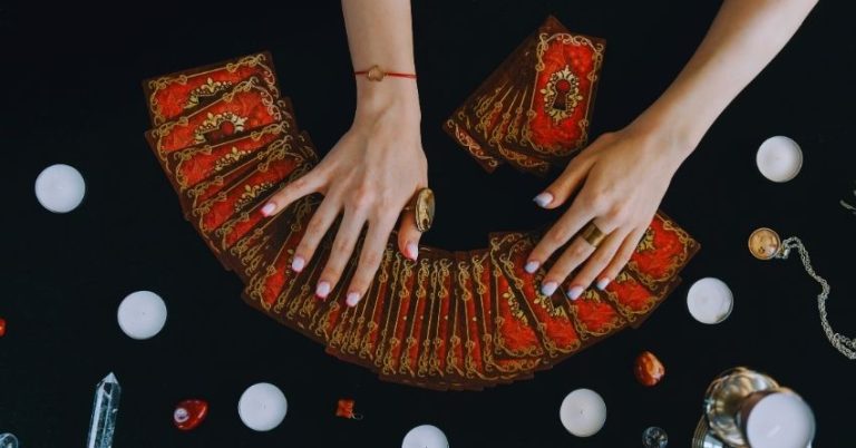 VELIKI CIGANSKI HOROSKOP DO 15. NOVEMBRA: Rak pravi VELIKU GREŠKU, Škorpija SVE SHVATA, Jarac NA ...